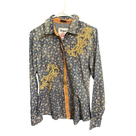 Roar | Tops | Roar Womens Medium Denim Floral Embroidered Buttonup ...